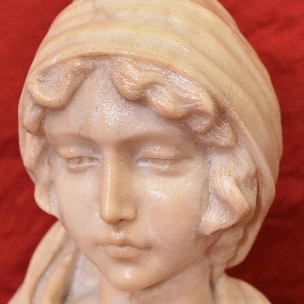 Woman Sculpture, 19th Century, Alabaster for sale at Pamono