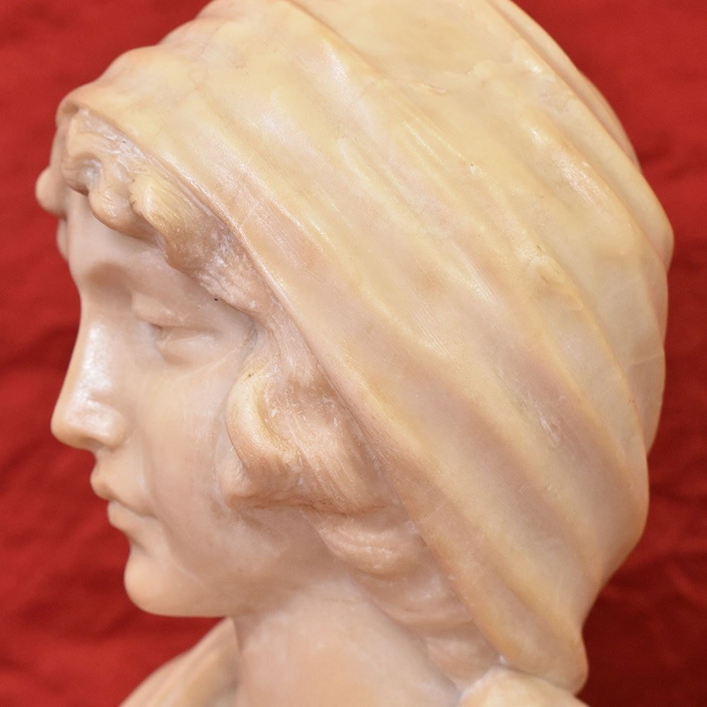Woman Sculpture, 19th Century, Alabaster for sale at Pamono