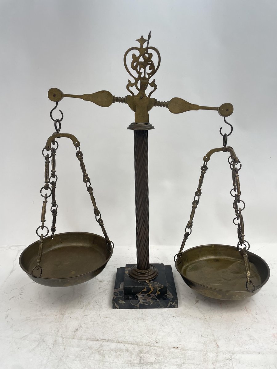Vintage Bronze and Marble Scale, 1920s for sale at Pamono