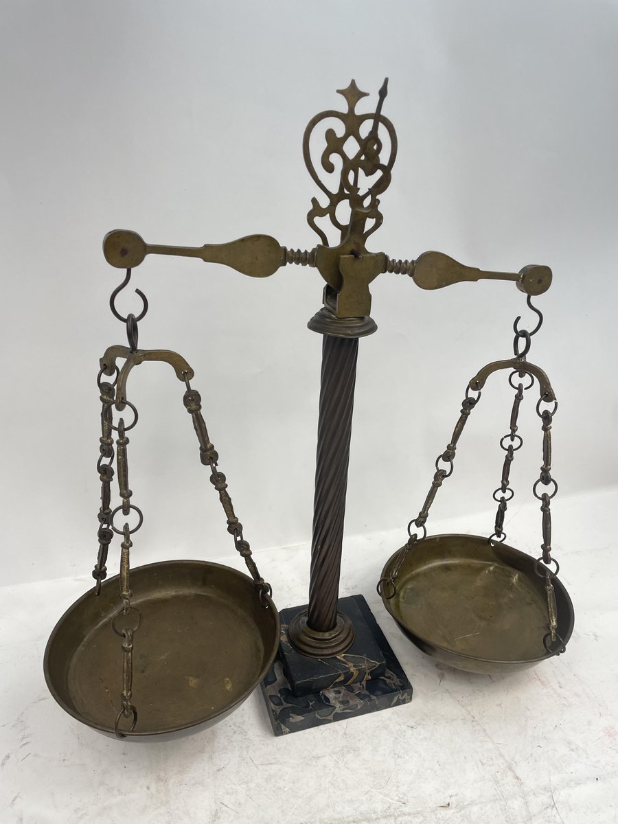 Vintage Bronze and Marble Scale, 1920s for sale at Pamono