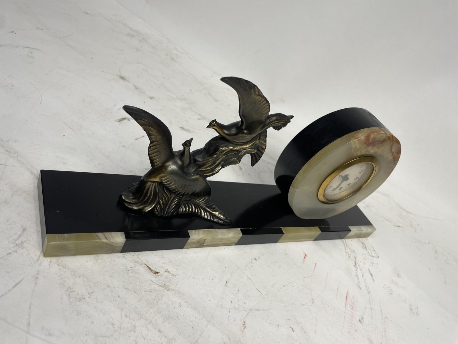 Liberty Clock in Marble, 1920s for sale at Pamono