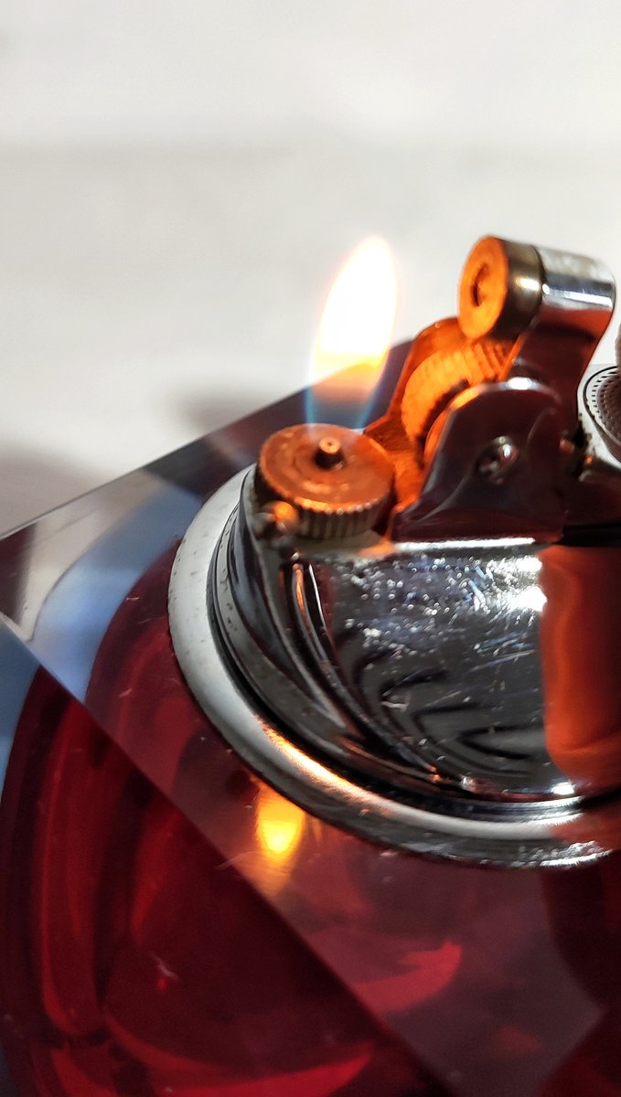 Vintage Italian Crystal Lighter, 1970s for sale at Pamono