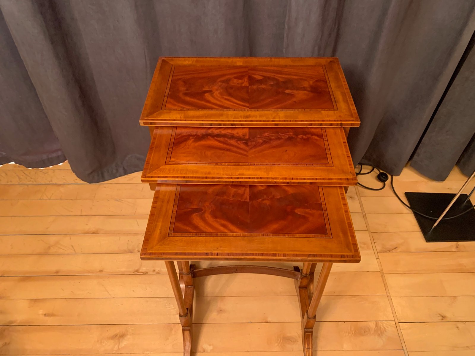 20th Century Edwardian Tables, 1890s, Set of 3 for sale at Pamono