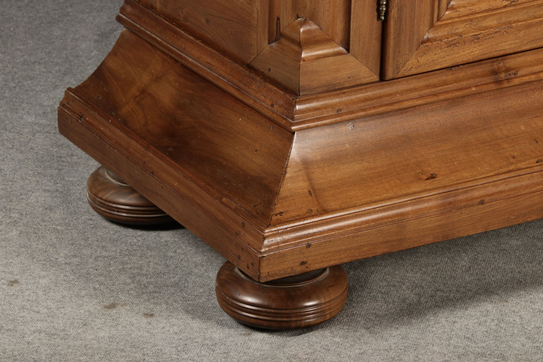 18th Century Baroque Walnut Nose Half Shaft Cabinet, 1750s for sale at ...