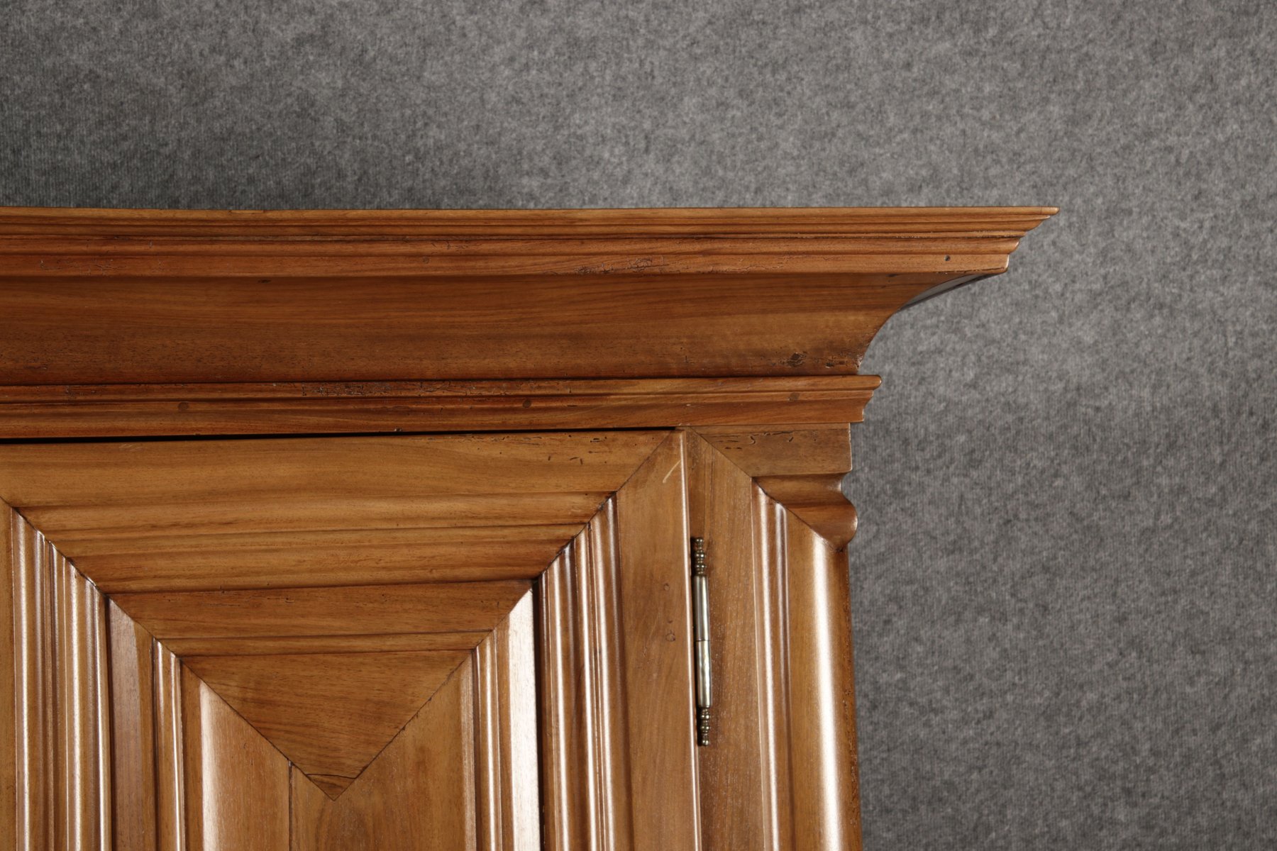 18th Century Baroque Walnut Nose Half Shaft Cabinet, 1750s for sale at ...