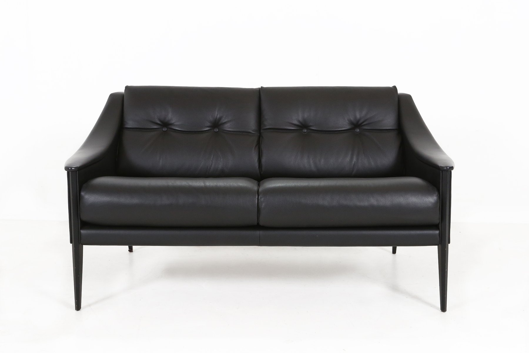 Dezza 2-Seater Sofa by Gio Ponti for Poltrona Frau, 2011 for sale at Pamono