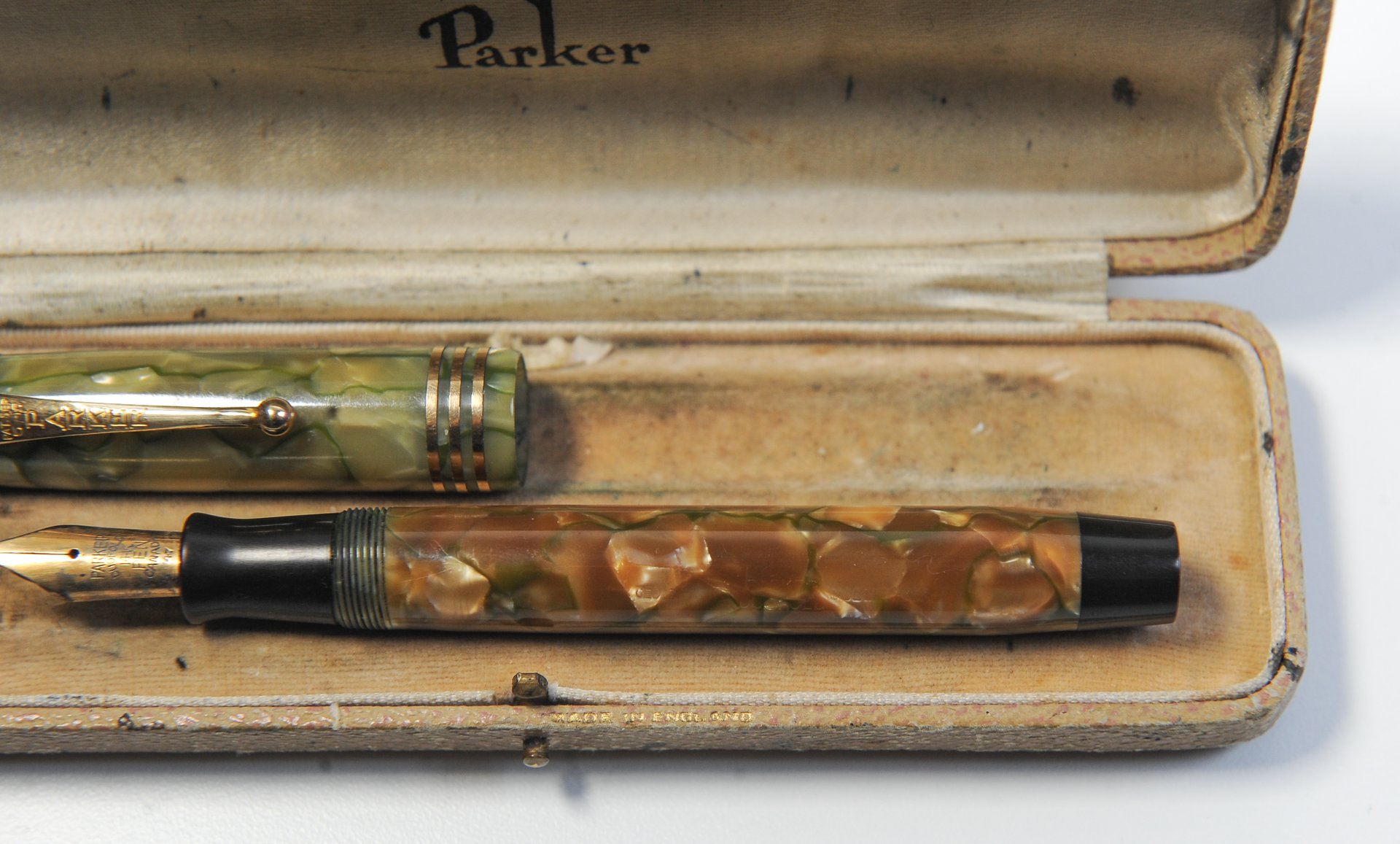 Art Deco Duofold Marbleised Fountain Pen & Pencil Set in Original ...