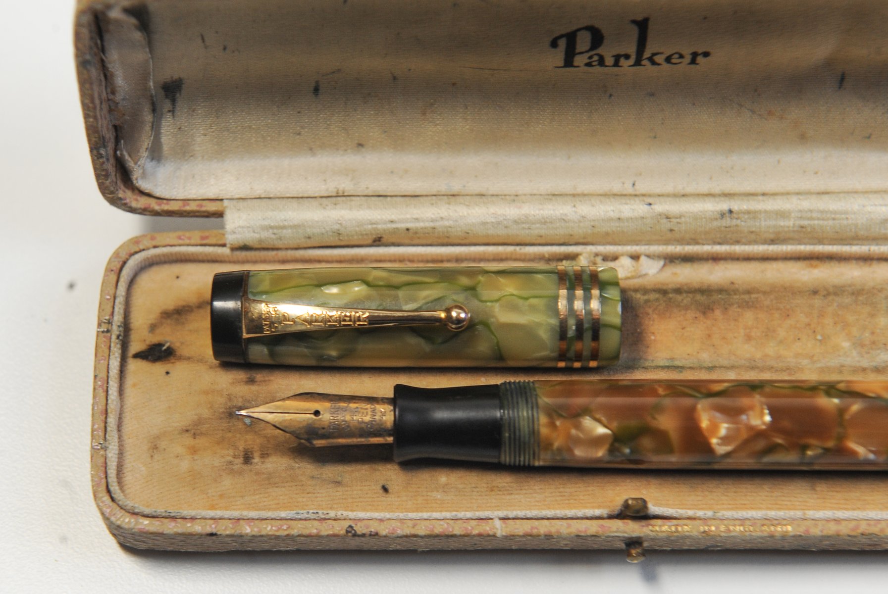 Art Deco Duofold Marbleised Fountain Pen & Pencil Set in Original ...