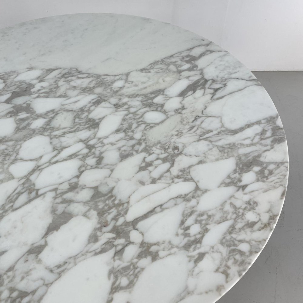 Italian Carrara Marble and Chrome Dining Table, 1970s for sale at Pamono