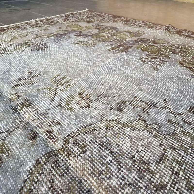 Turkish Gray Rug, 1960 for sale at Pamono