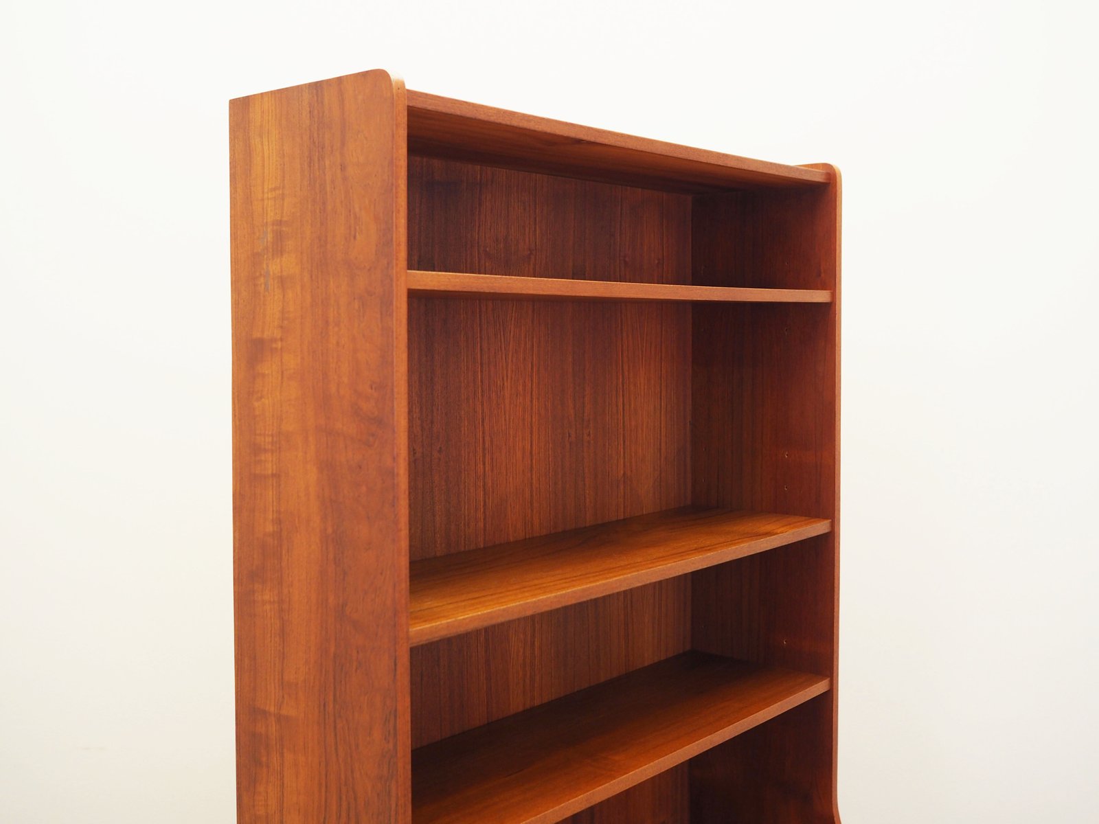 Danish Teak Bookcase, 1970s for sale at Pamono