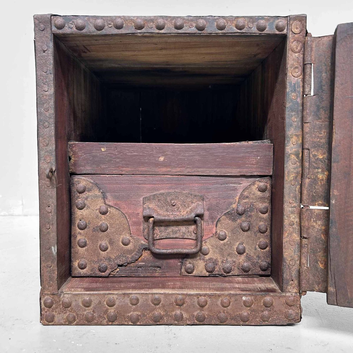 Edo PeriodKake-Suzuri Document Chest, Japan for sale at Pamono