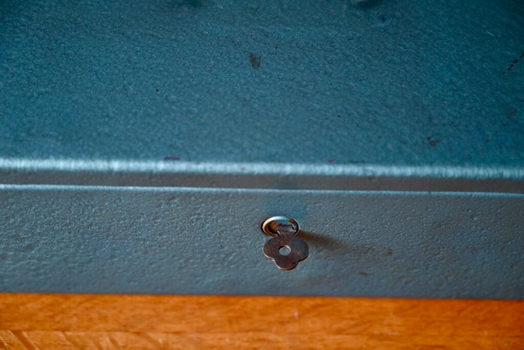 Gray Metal Case, 1930s for sale at Pamono