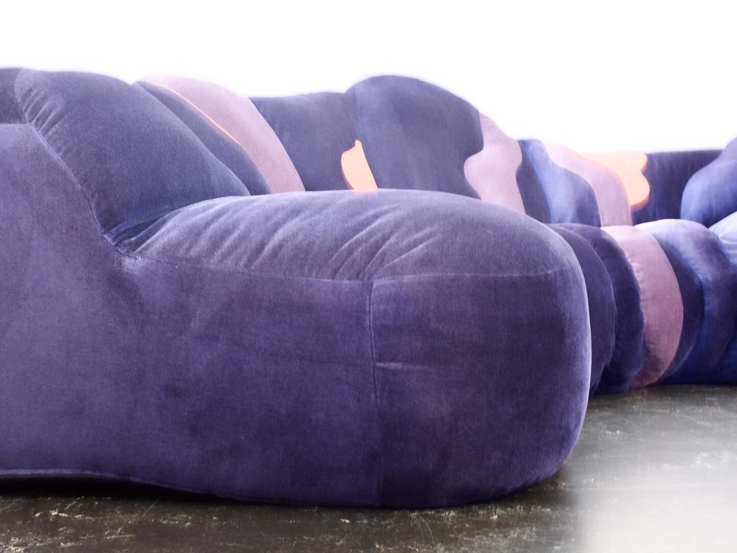 Postmodern Organic Polster Mit Pep Design Studio Sofa in Velour ...