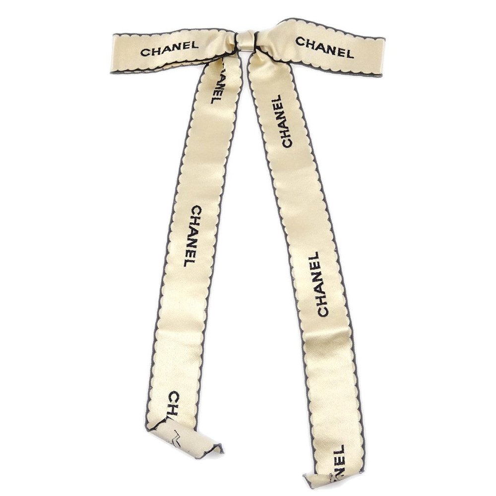 White Bow Brooch Pin from Chanel for sale at Pamono
