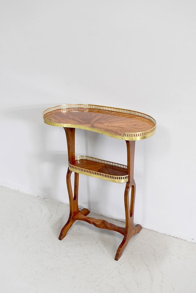 Small Kidney Serving Table, 1900s for sale at Pamono
