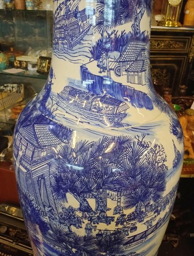 20th Century Porcelain Vase for sale at Pamono