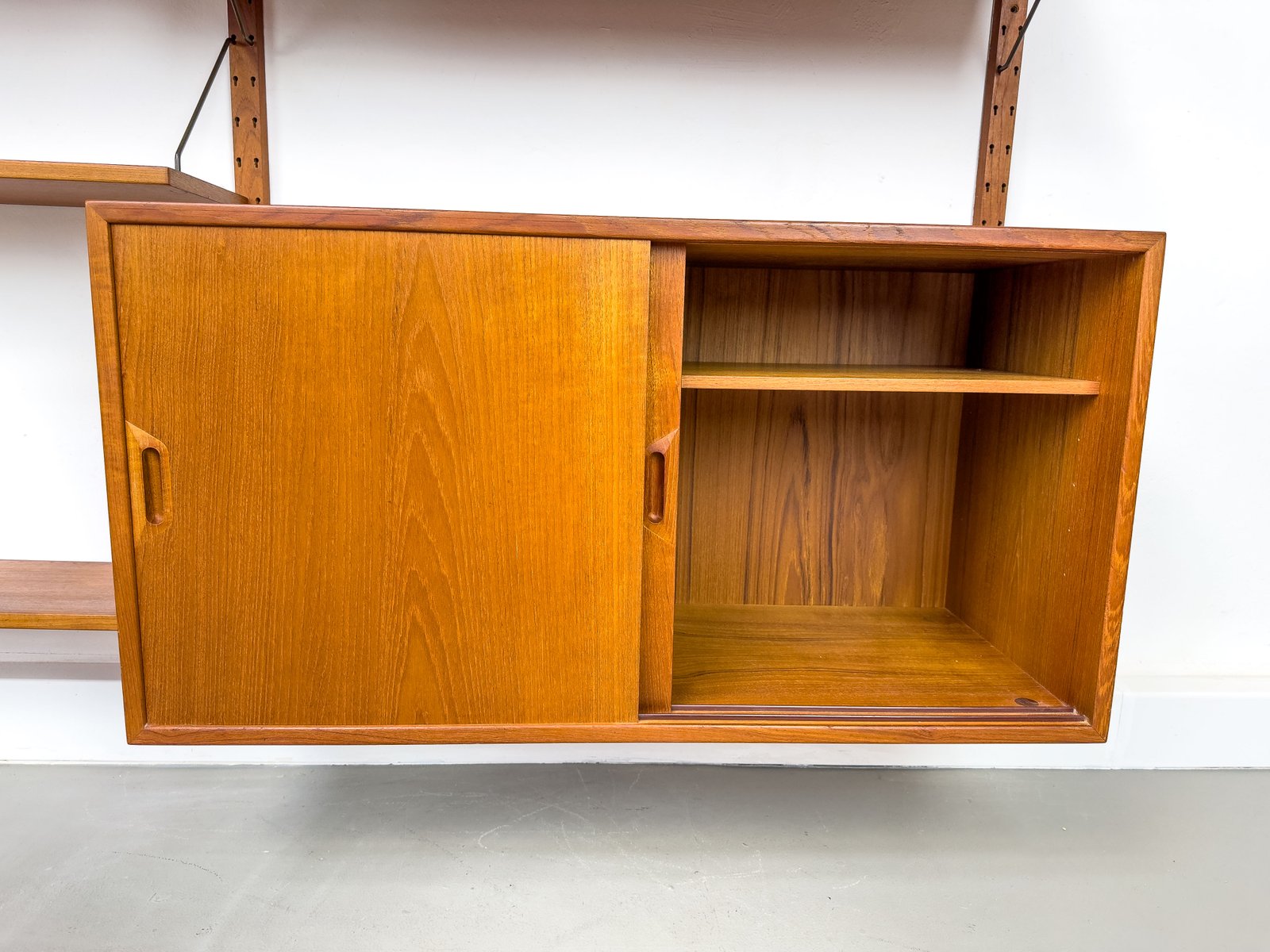 Teak Wall System by Sven Ellekaer for Albert Hansen, 1960s for sale at Pamono