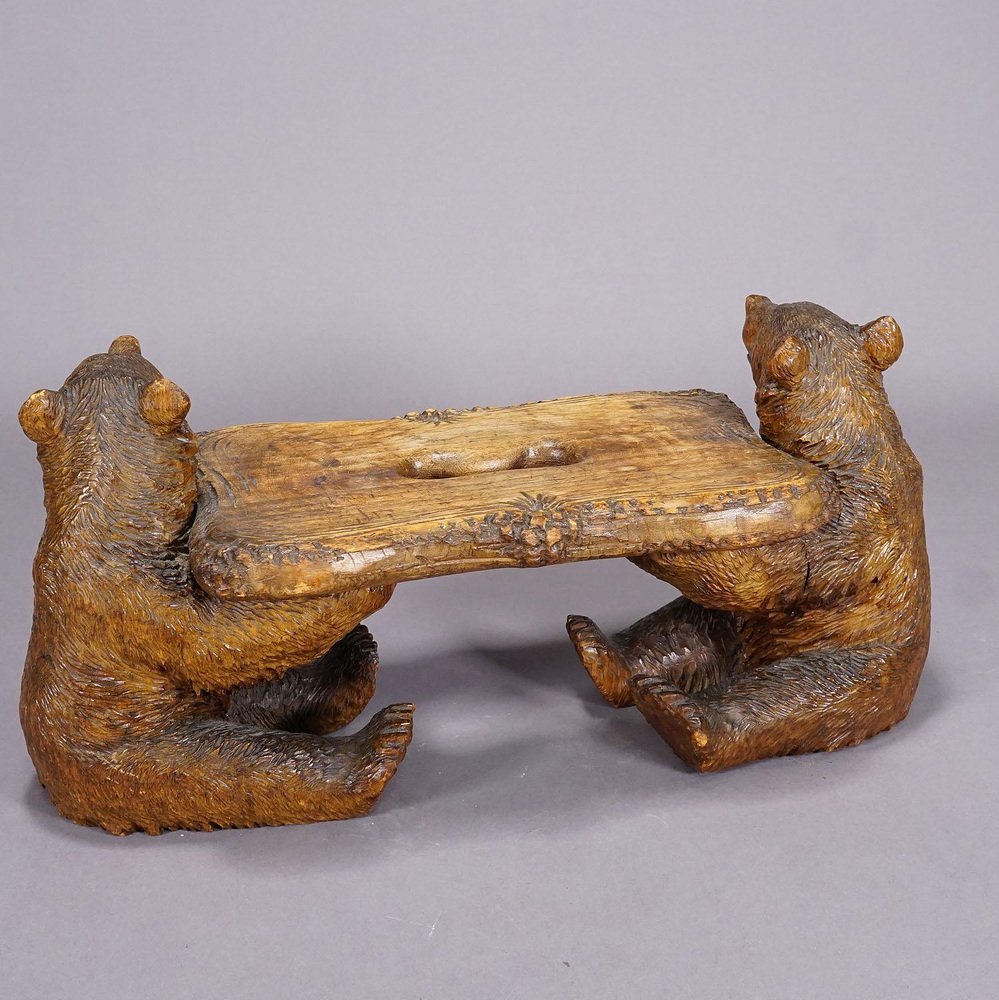 Small Wooden Carved Black Forest Bench with Bears, 1890s for sale at Pamono