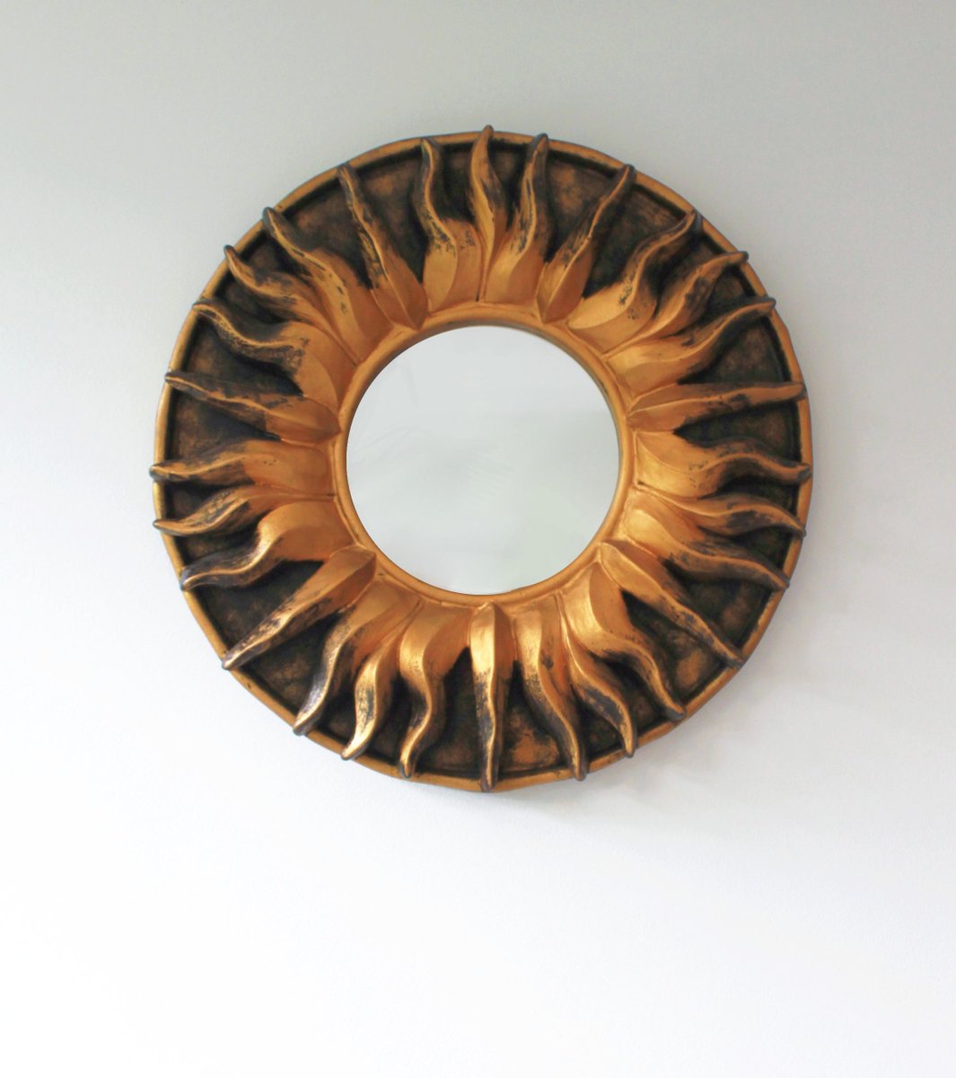 Sun Mirror by Alan Wallis, 1980 for sale at Pamono