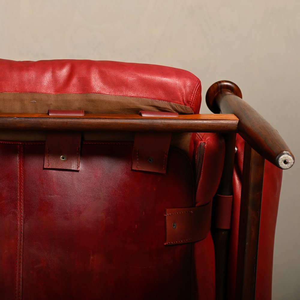 Sessel aus dunklem Holz & rotem Leder von Eric Merthen für IRE Möbler ...