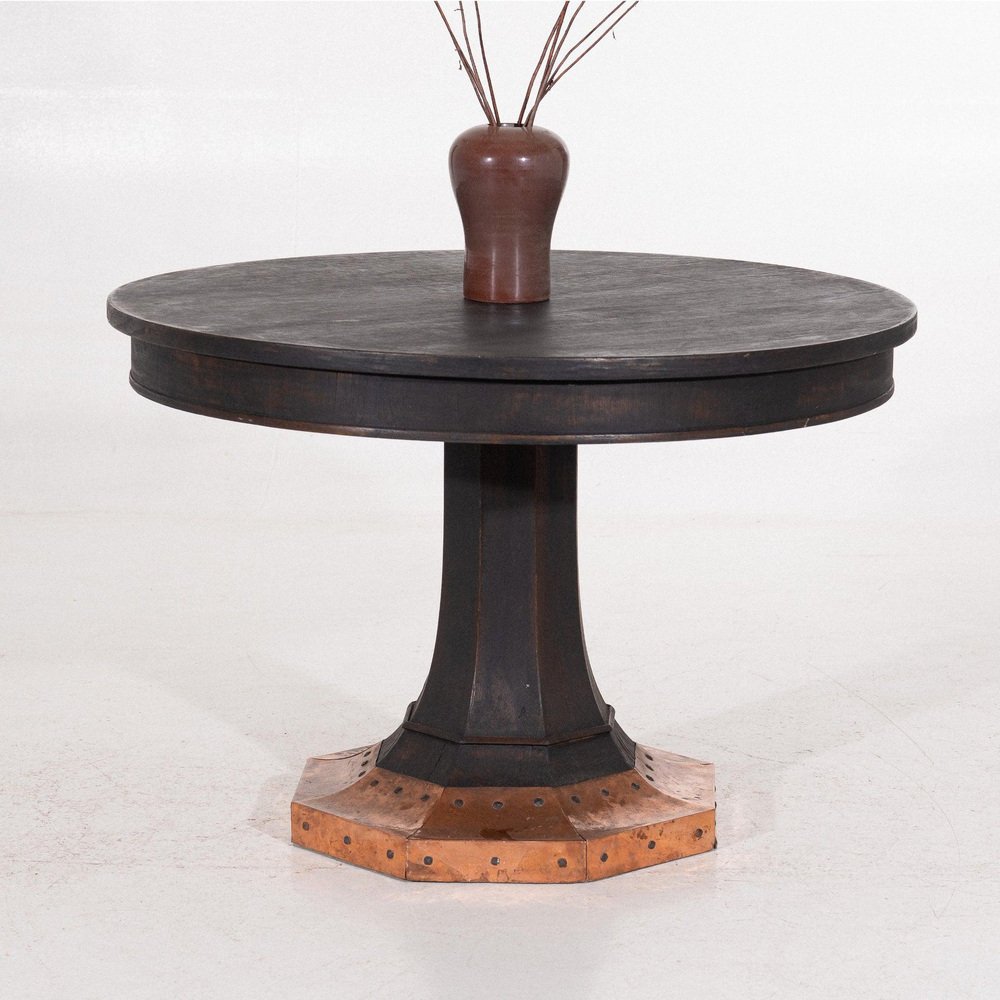 Round Center Table in Black, 1900s for sale at Pamono