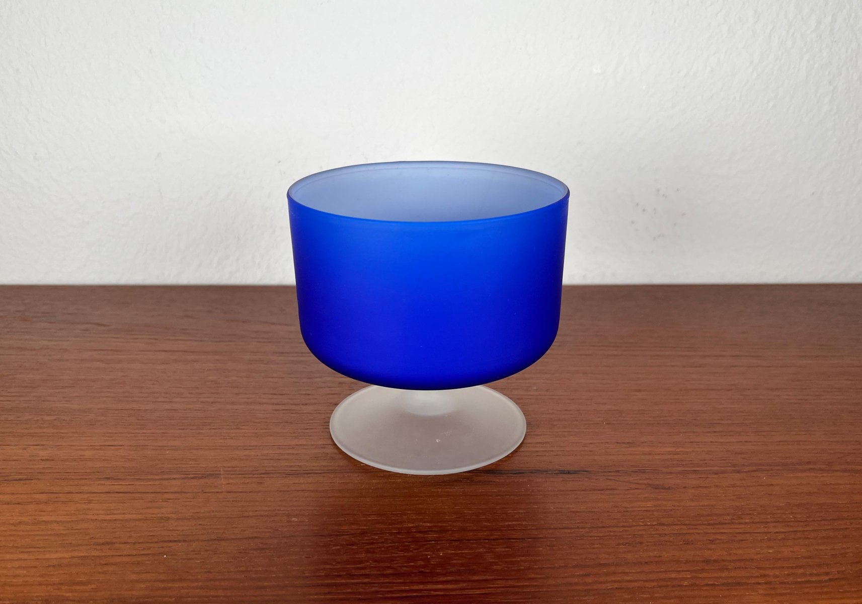 Italian Satinato Series Glass Bowl attributed to Carlo Moretti, 1970s ...