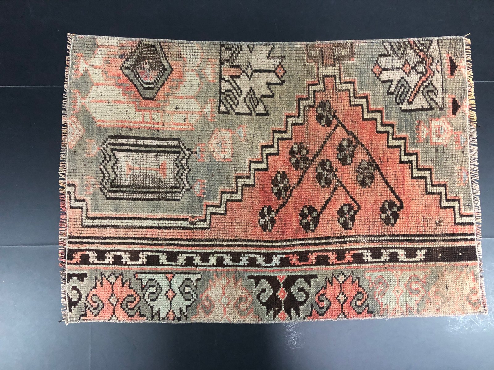 Vintage Wool Small Rug, 1960s for sale at Pamono