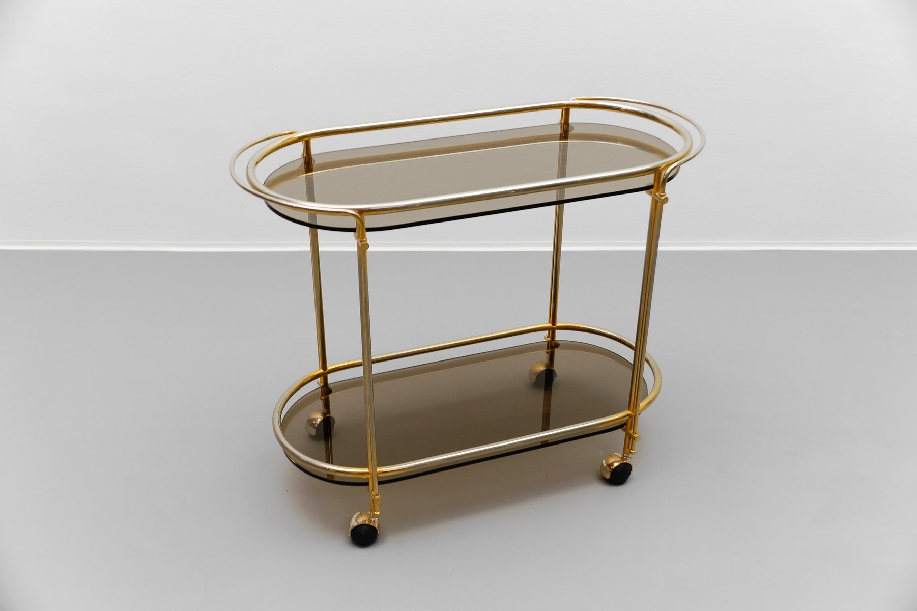 Italian Brass & Smoked Glass Serving Bar Cart, 1950s for sale at Pamono