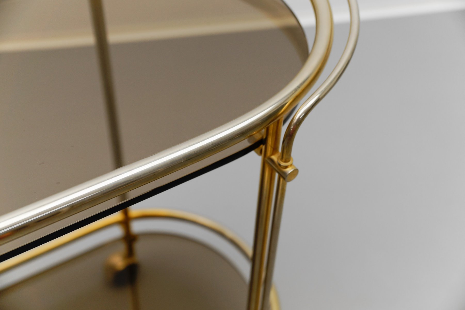 Italian Brass & Smoked Glass Serving Bar Cart, 1950s for sale at Pamono