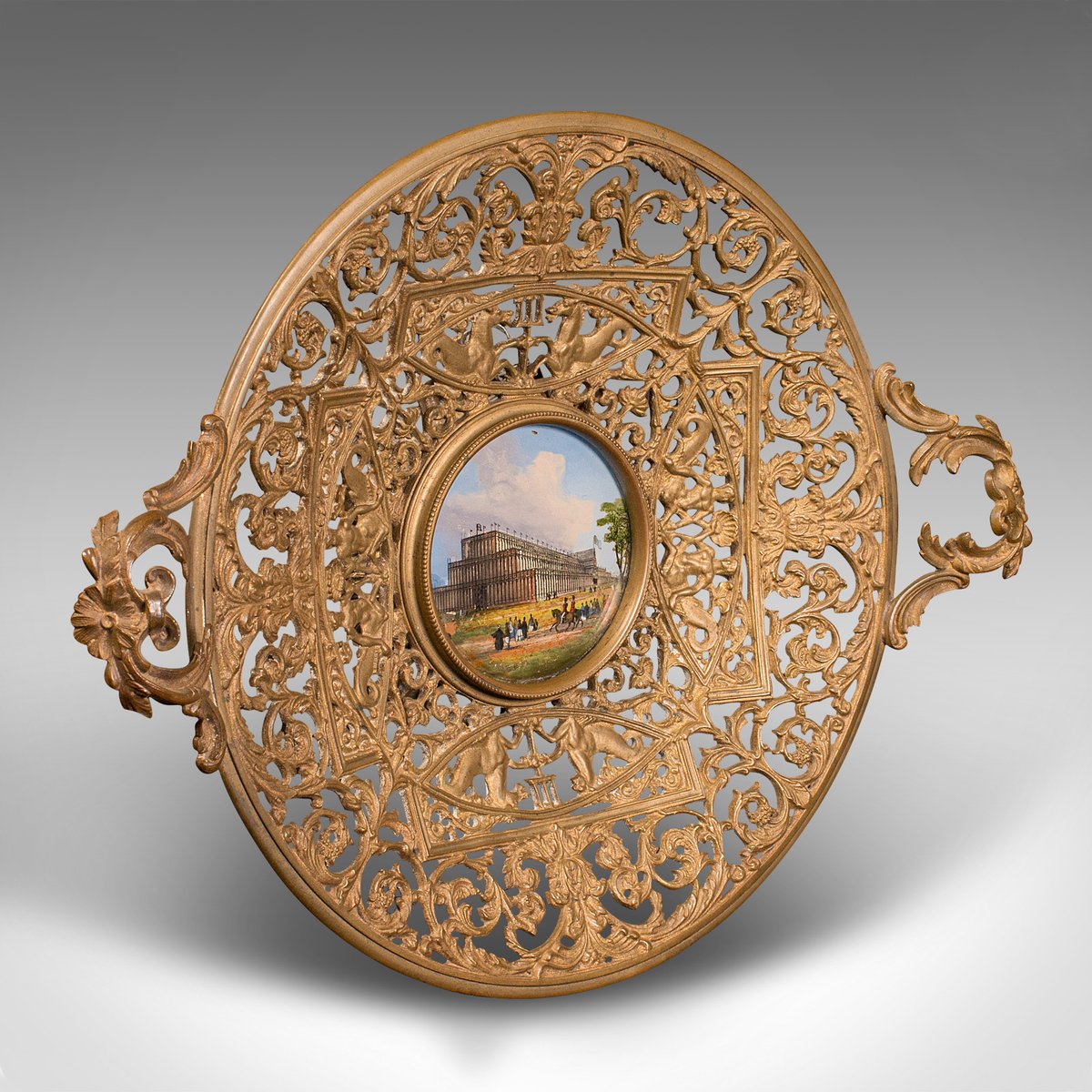 English Exhibition Gilt Metal Display Bowl for sale at Pamono