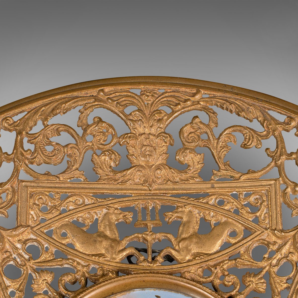 English Exhibition Gilt Metal Display Bowl for sale at Pamono