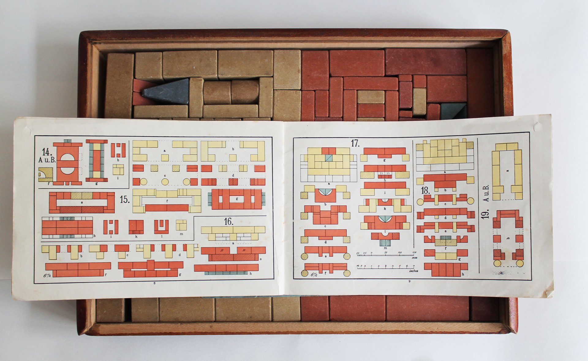 Richters Stone Anchor Building Blocks Box, 1890s, Set of 2 for sale at ...