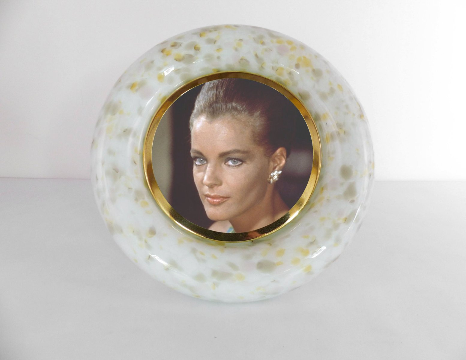 Round Photo Frame by Alain Delon for Maison Jansen, 1970s for sale at ...