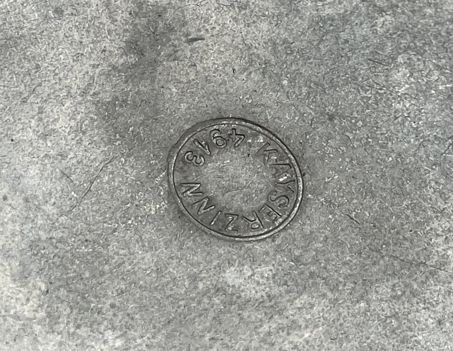 Scodella Art Déco in peltro di Kayser Zinn in vendita su Pamono