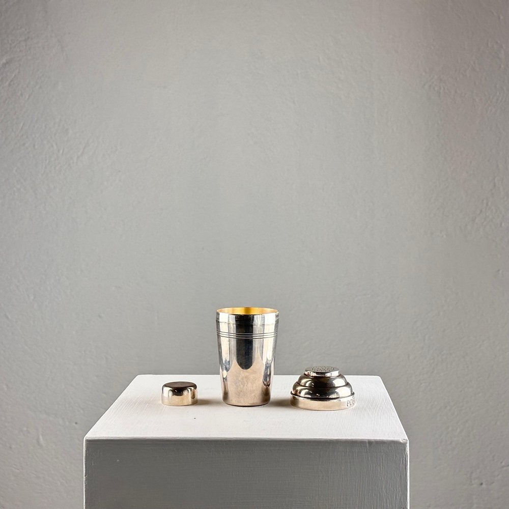 Pochette en Talc Vintage Ronde Argentée attribuée à Christian Dior pour ...