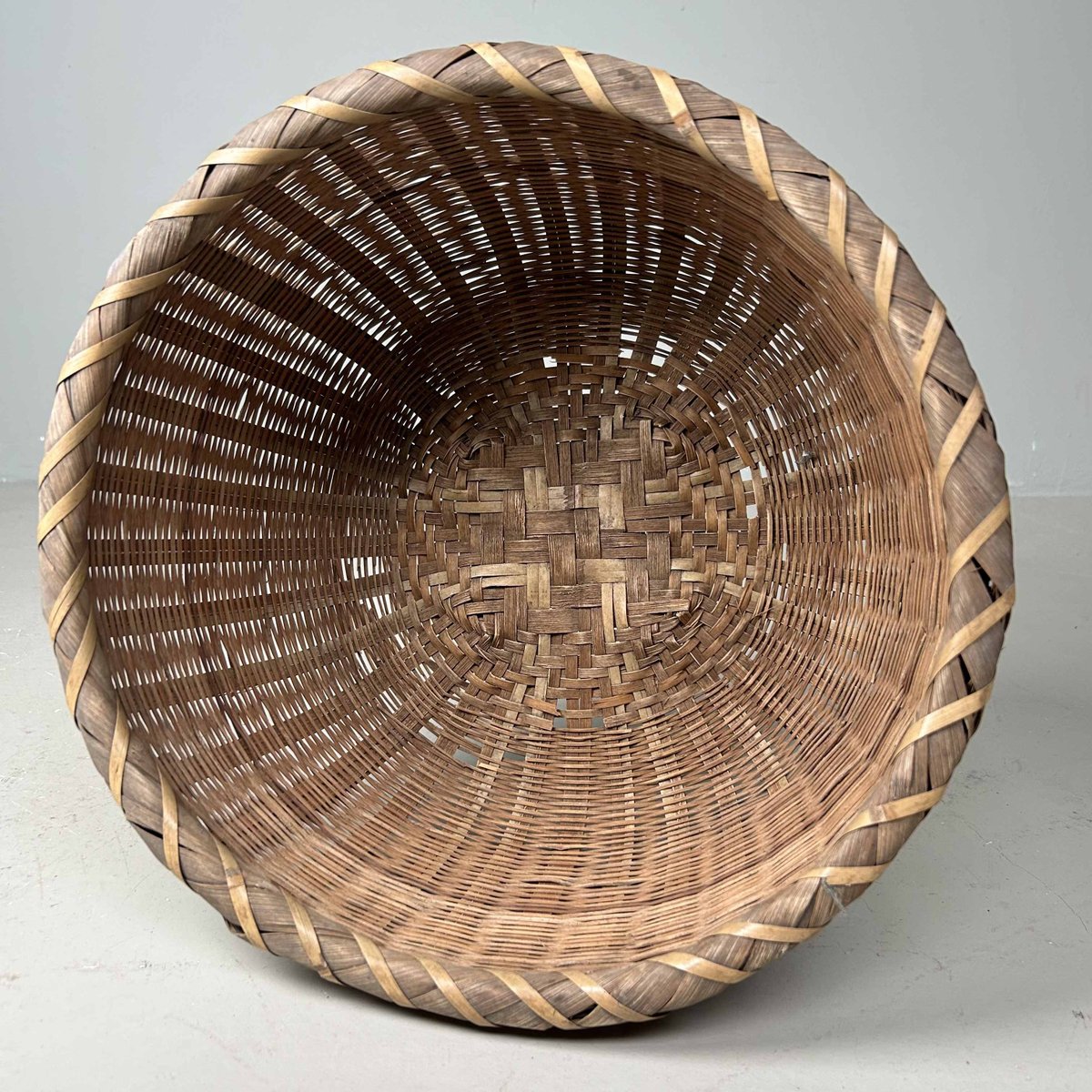 Japanese Woven Bamboo Basket with Calligraphy, 1950s for sale at Pamono