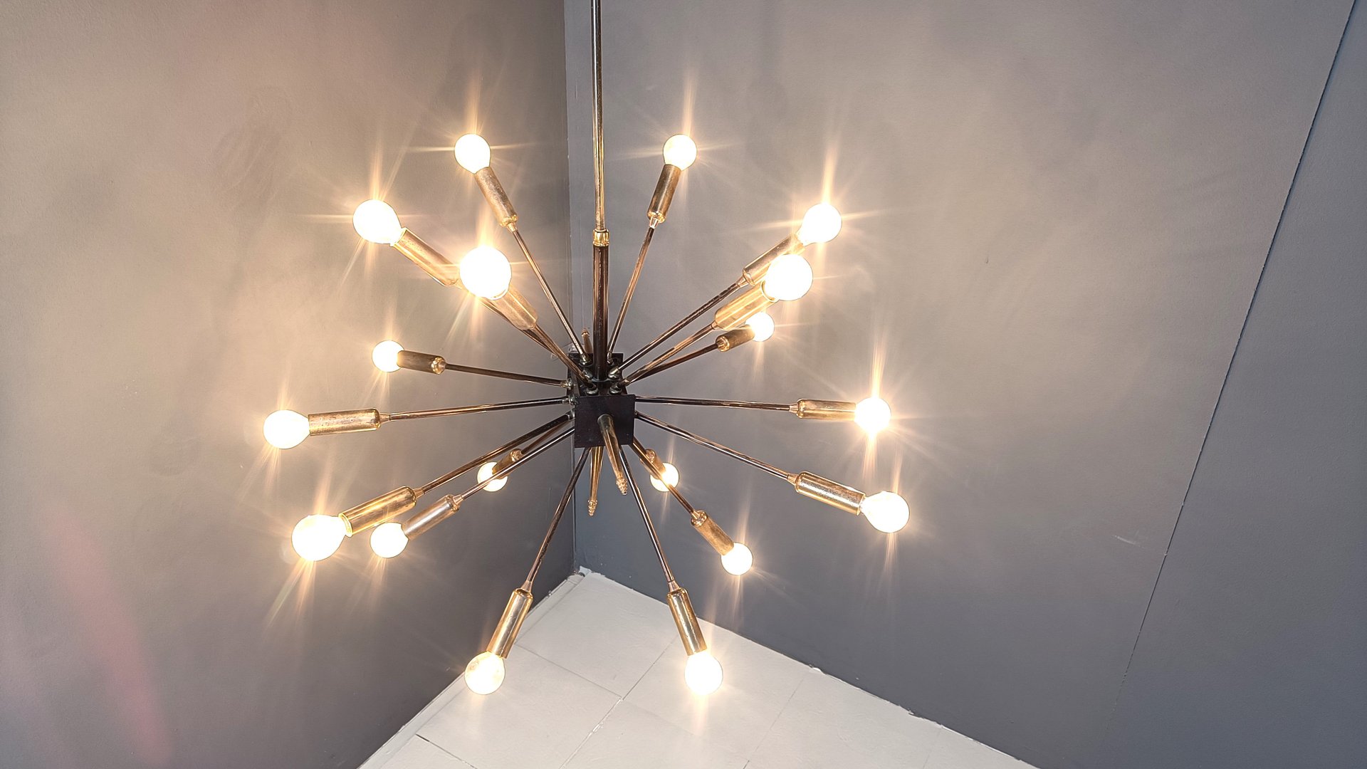 Vintage Brass Sputnik Chandelier, 1970s for sale at Pamono