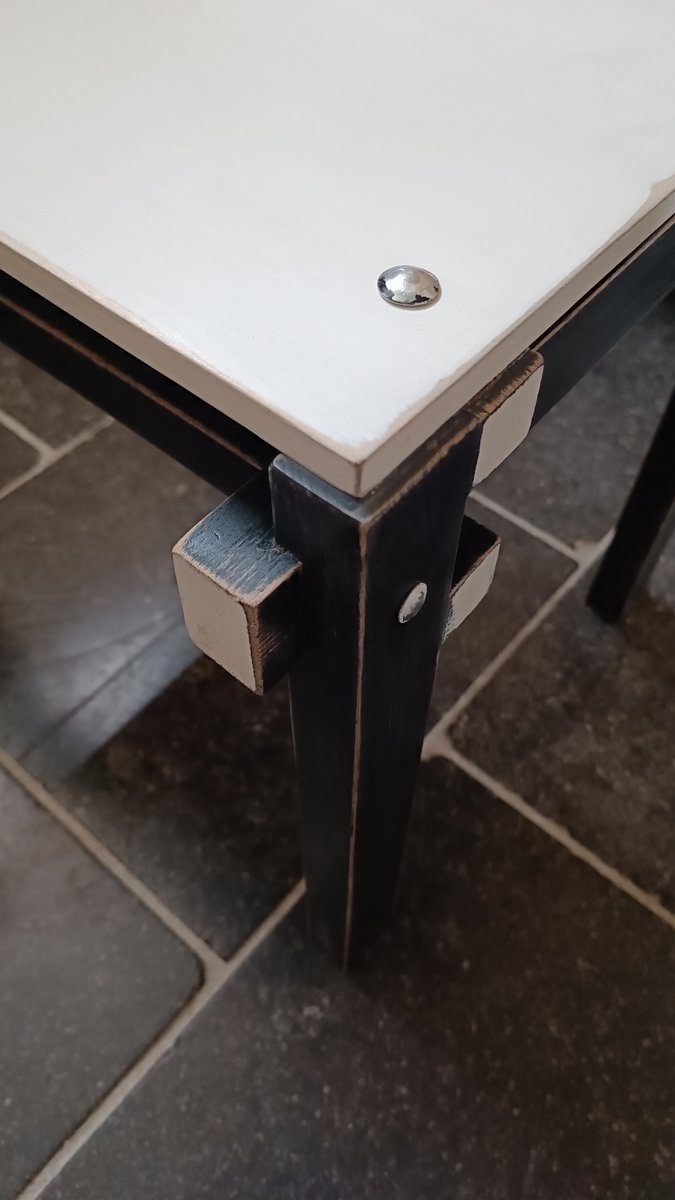 Military stool designed by Gerrit Rietveld for G. A. van de Groenekan ...