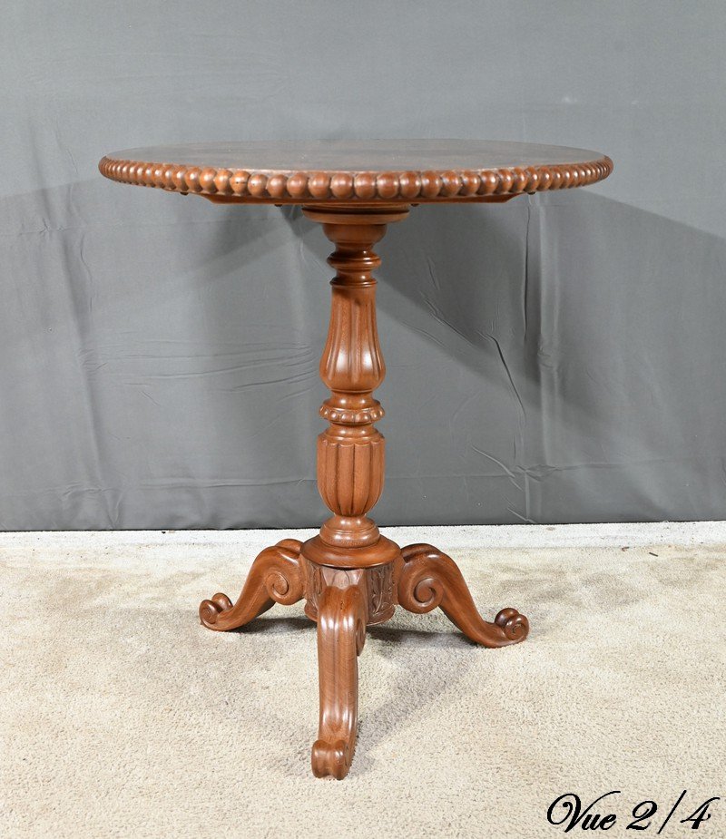 Oval Pedestal Table in Mahogany for sale at Pamono