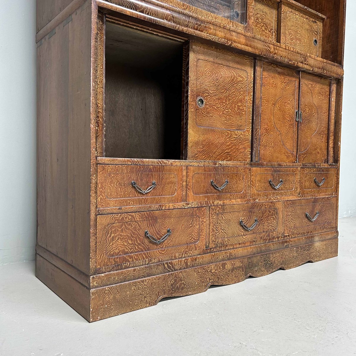 Large Mid-Century Japanese Tea Chest, 1930s for sale at Pamono