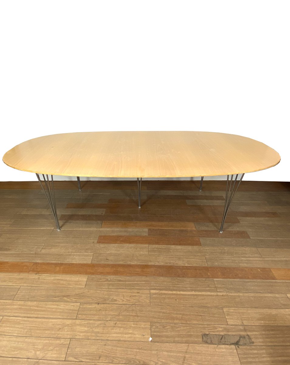 Vintage Ellipse Table from Fritz Hansen, 1970s for sale at Pamono