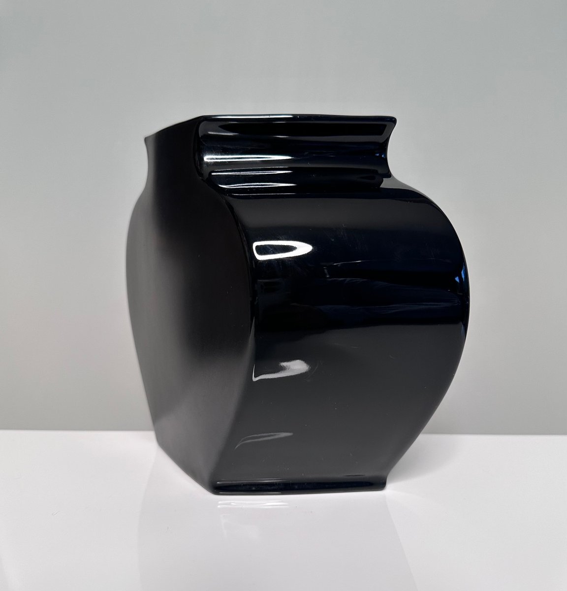 Vintage Gernan Porcelain Art Vase by Tadao Amano for Rosenthal Studio ...