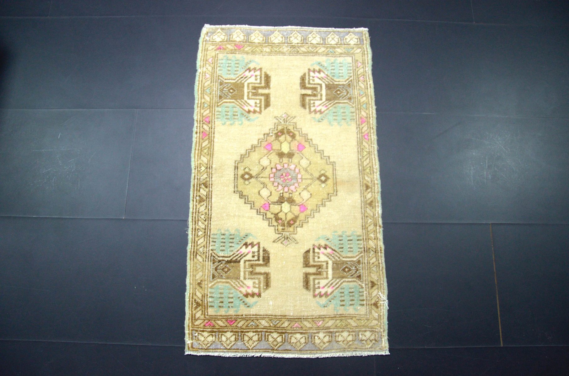 Beige Tribal Rug, 1960 for sale at Pamono