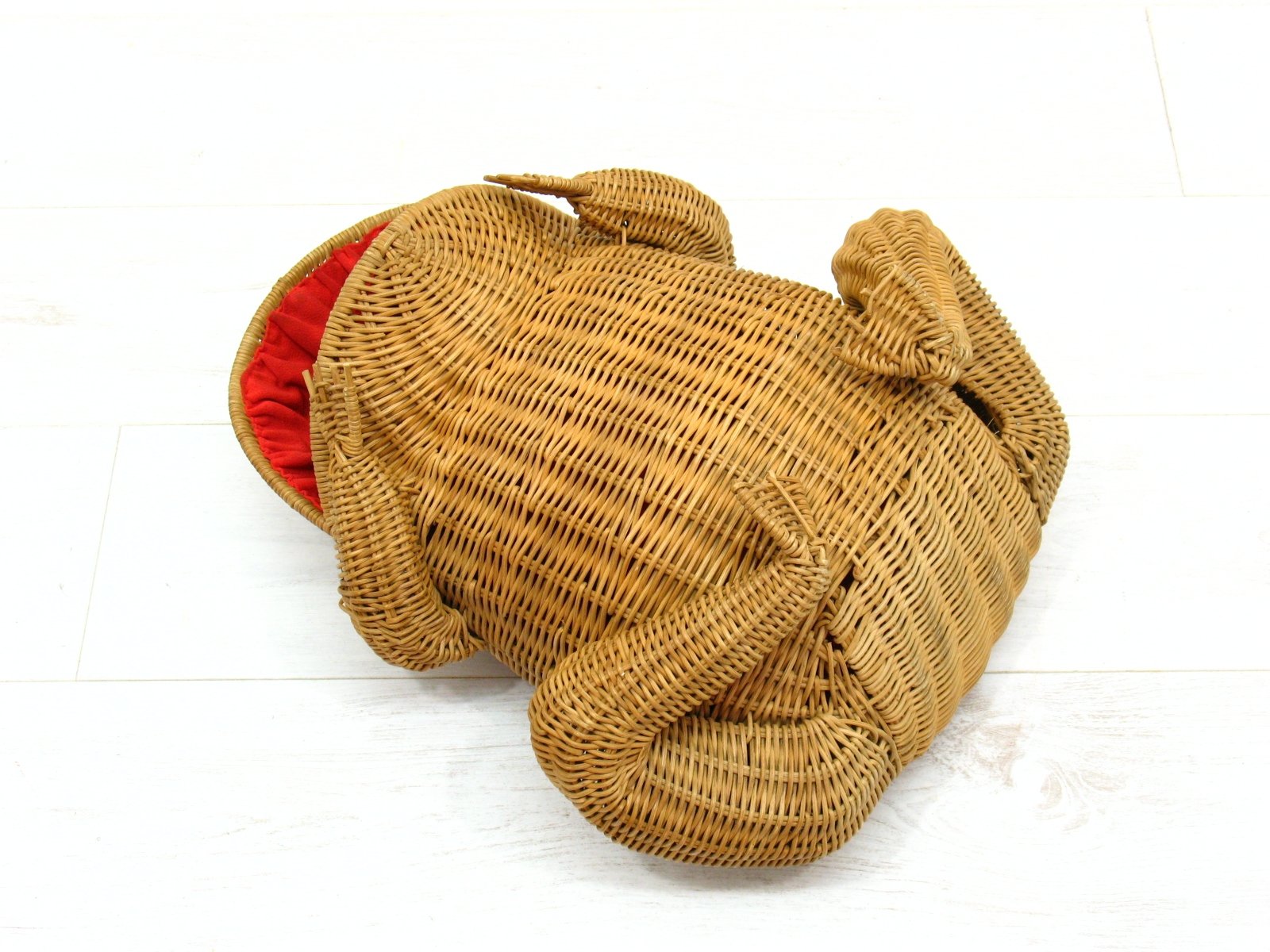 Vintage Rattan Frog Magazine Holder, 1970s for sale at Pamono
