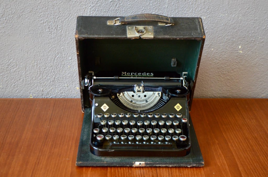 Vintage Prima Typewriter from Mercedes for sale at Pamono