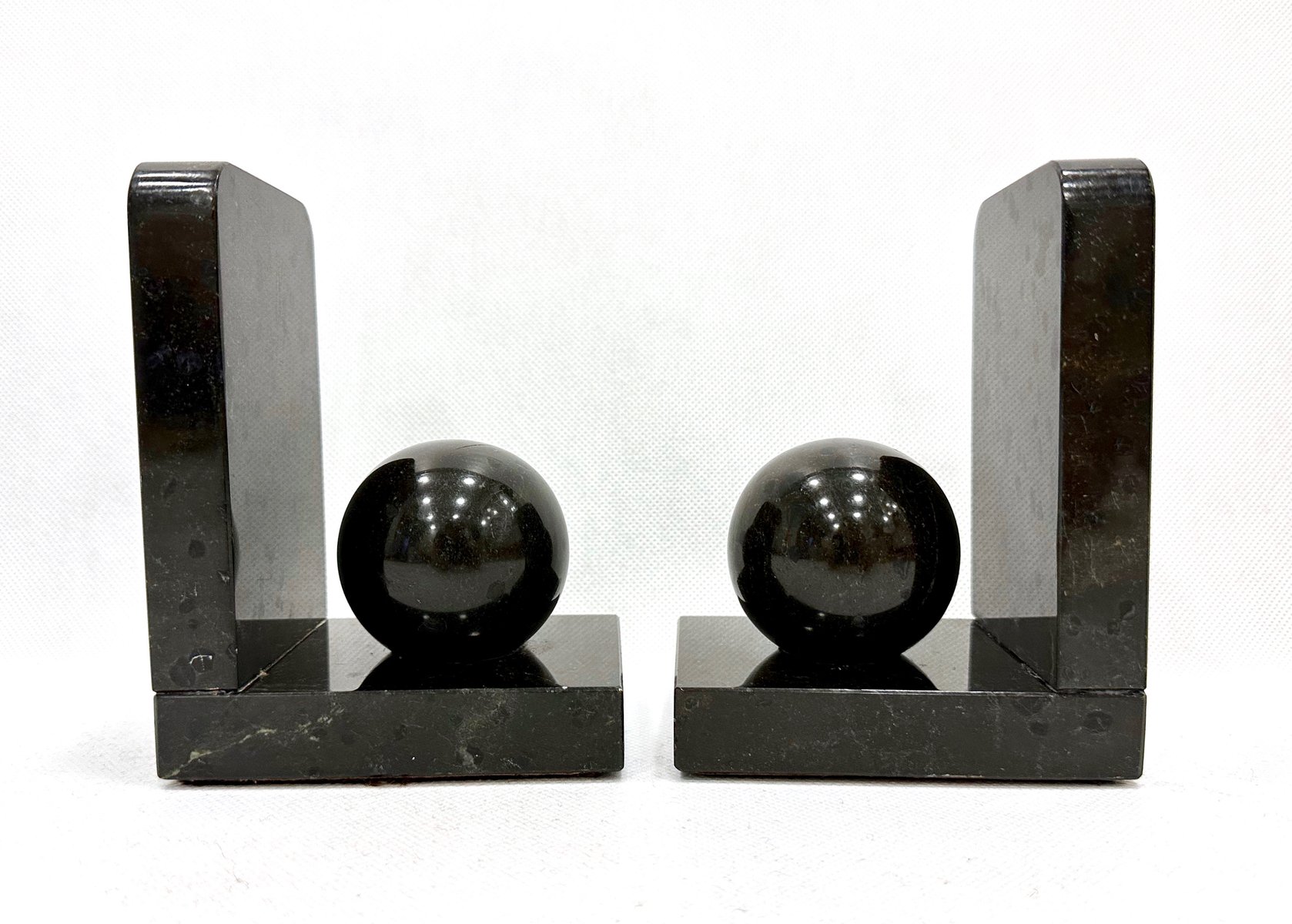 Art Deco Marble Bookends with Balls, 1930s, Set of 2 for sale at Pamono