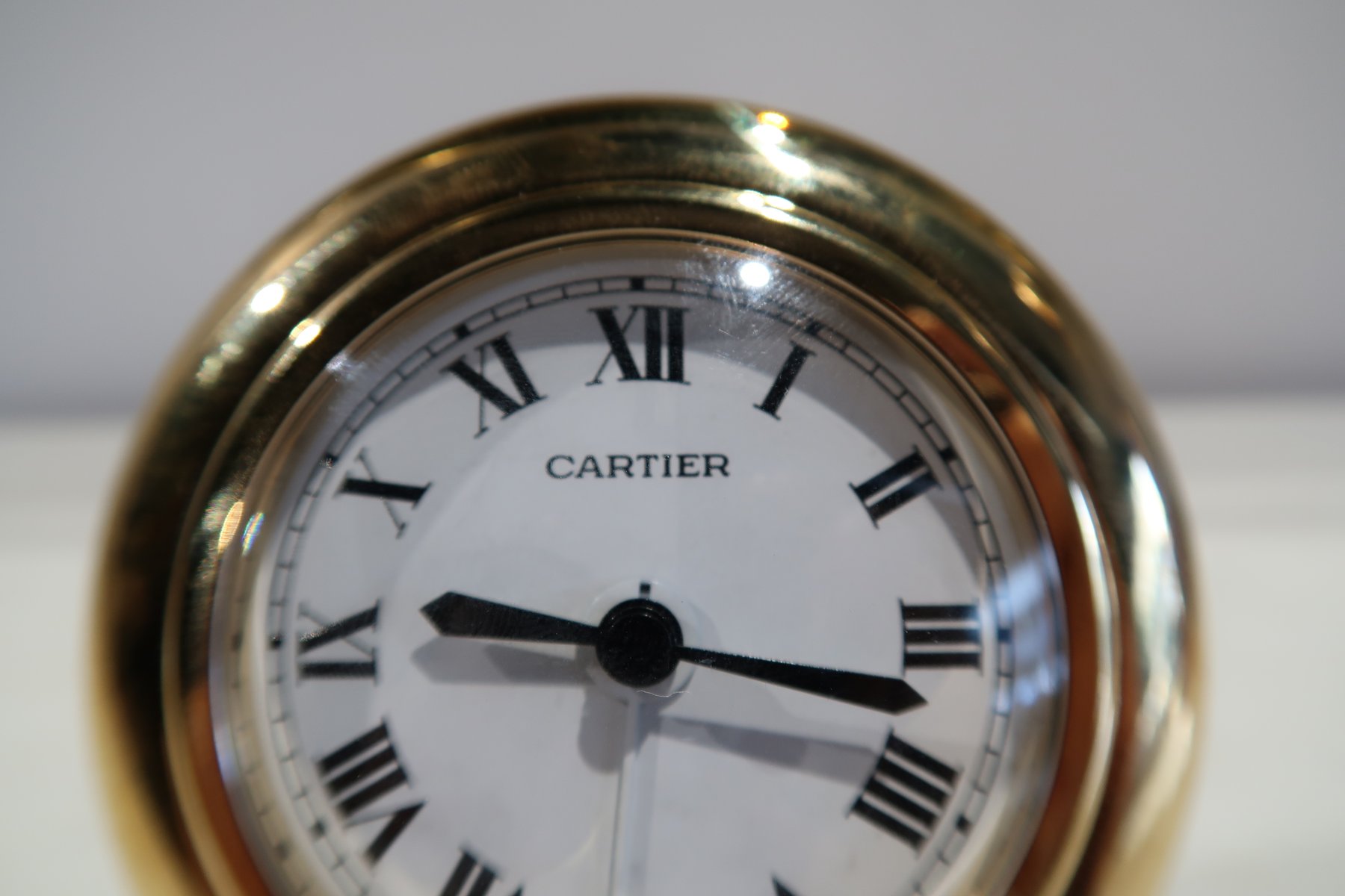 Colisee Table Clock in 24-Karat Gold-Plating from Cartier, 1990 for ...