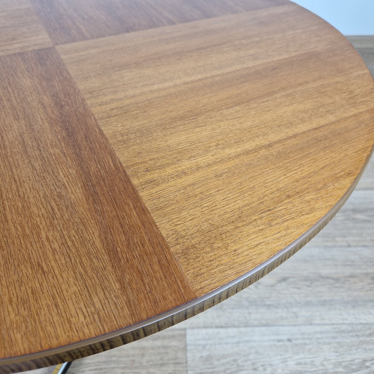 Mid-Century Round Coffee Table, 1960s for sale at Pamono