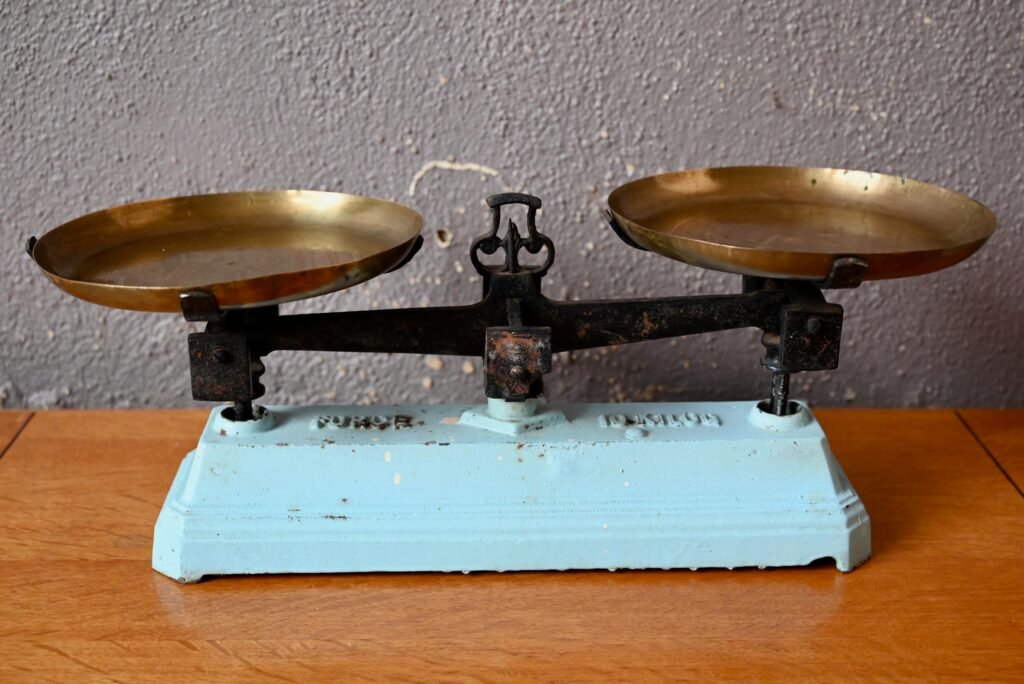 Industrial Style Roberval Scale in Cast Iron and Brass, France, 1940 ...
